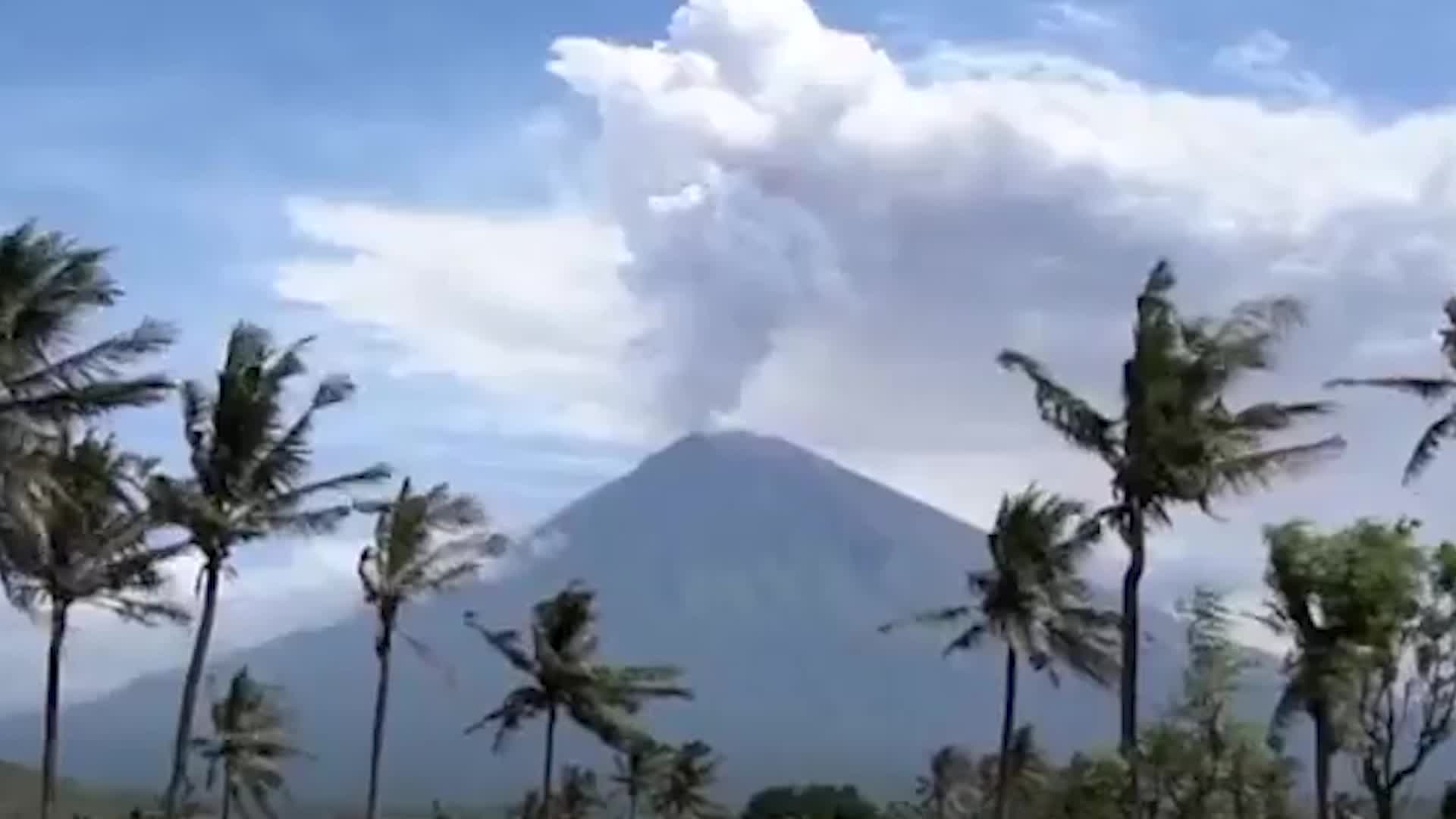 El impresionante timelapse que muestra la erupción de un volcán - Univision