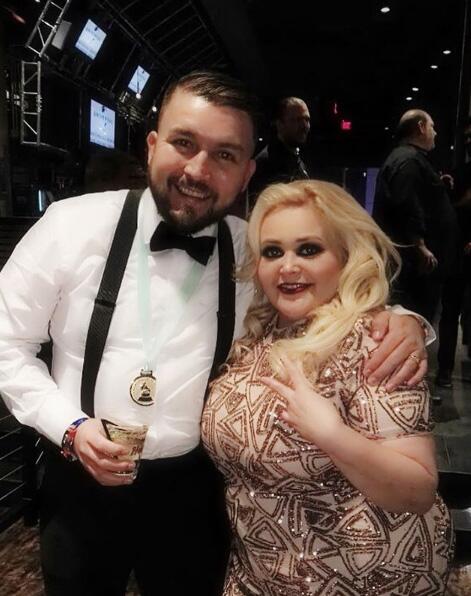 La actriz y cantante Sheyla sigue bajando de peso y ahora luce una ...