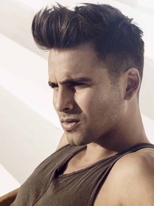 Christian Daniel devela su historia personal con 'Renacer' - Univision