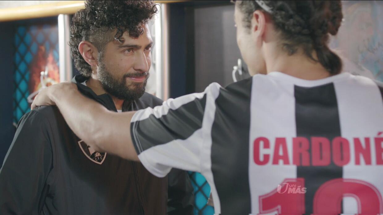 Aitor Cardoné es la estrella de Los Cuervos - Univision