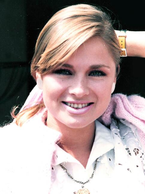 Lety Calderón recordó viejos tiempos, así lucía de joven - Univision