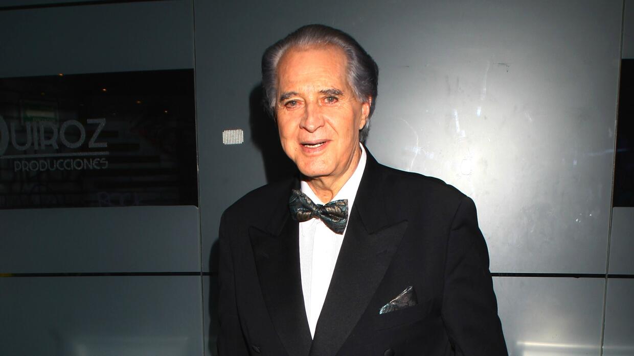 El actor Rogelio Guerra fue hospitalizado - Univision