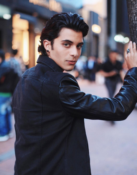 ¿Dónde están las princesas de Erick Brian de CNCO? | La Banda - Univision